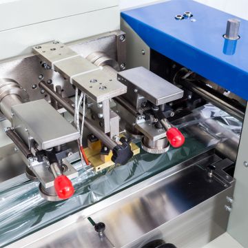 Quality 450mm Fully Automatic Disposable Cup Packing Machine For Paper Cups for sale