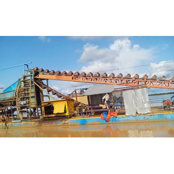 Quality Wheel Bucket 80M3/Hour Gold Mining Dredger Machine 12M for sale