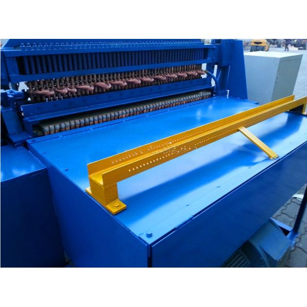 Quality Light Duty Galvanized Roll Mesh Welding Machine High Productivity Anti - for sale