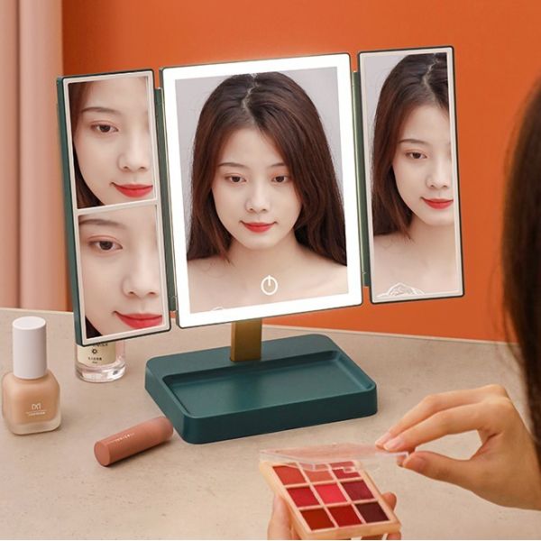 Quality Trifold vanity Lighted Magnifying Makeup Mirror Cosmetic ABS Plastic for sale