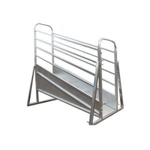 Quality Adjustable Mobile Cattle Ramp Overhead Bracing 3.6 / 4.8m Fixed Height for sale