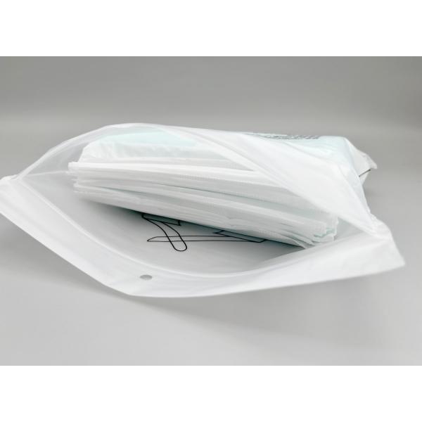 Quality Light Weight Disposable Patient Bibs Stain Resistant Custom Disposable Bibs for sale