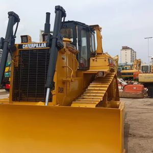 Quality Used Cat D8 Bulldozer with 4.6 Dozing Capacity and ORIGINAL Hydraulic Pump in for sale