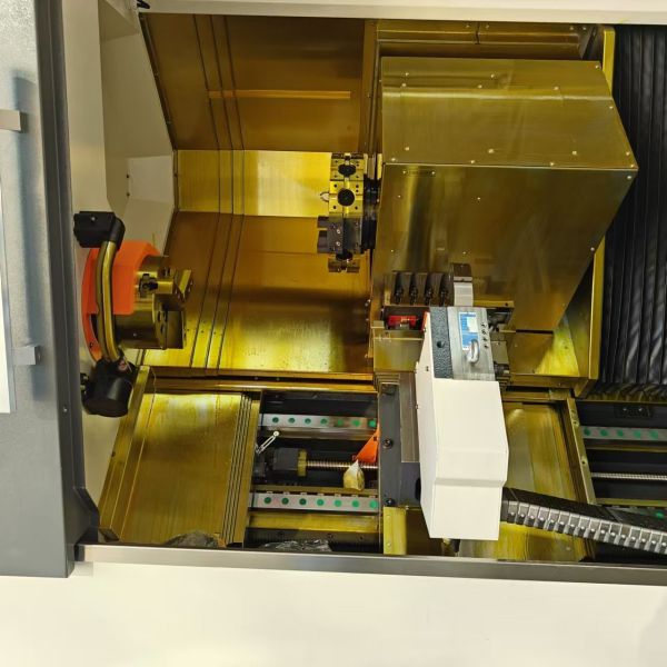Quality 2-Axis Slant Bed CNC Lathe TCK50A-800 For Versatile Medium-Length Workpiece for sale
