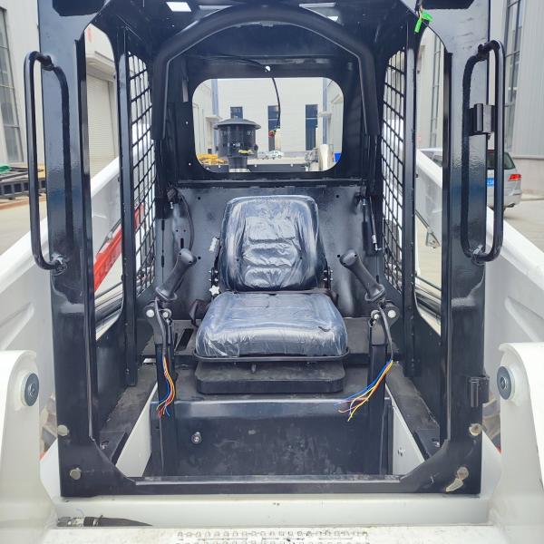 Quality Front Discharge Mini Skid Steer Loader with 4 Cylinders and Full Assistive for sale