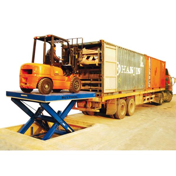 Quality Loading Dock Lift Table Platform Leveler For Forklift Truck 5000kg Capacity for sale