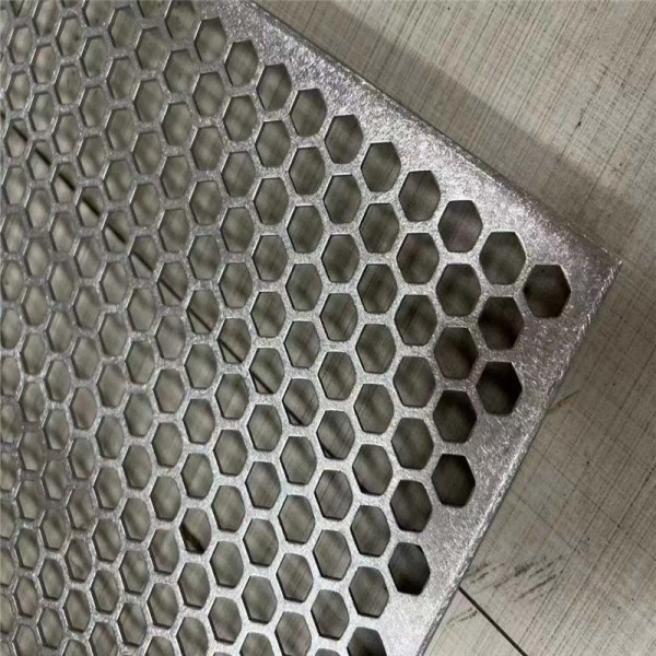 Quality 600X600mm Hexagonal Perforated Metal Facade Aluminum Panel For Cladding Building for sale