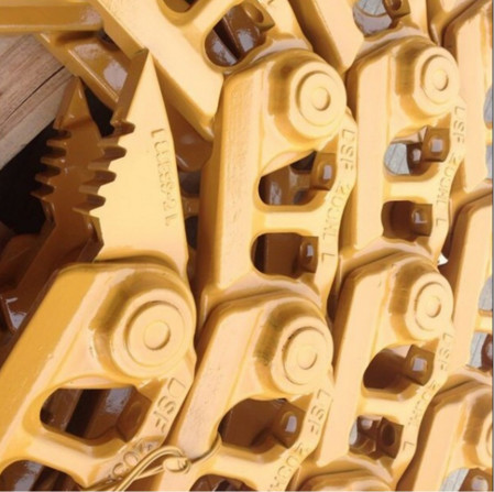 Quality Bulldozer / Excavator Track Chain Undercarriage Parts Track Link Assembly for sale
