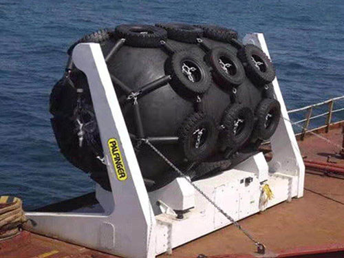 Quality 65% Natural Rubber BV Pneumatic Marine Fender High Pressure 80KPa for sale