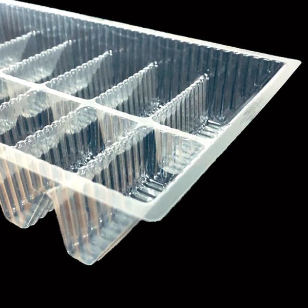 Quality Recyclable Materials Feature Customized Clear PET Blister Tray for Confectionary for sale