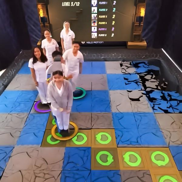 Quality Social Games VR Arena Floor Is Lava Interactive Projector Game MR AR Equipment for sale