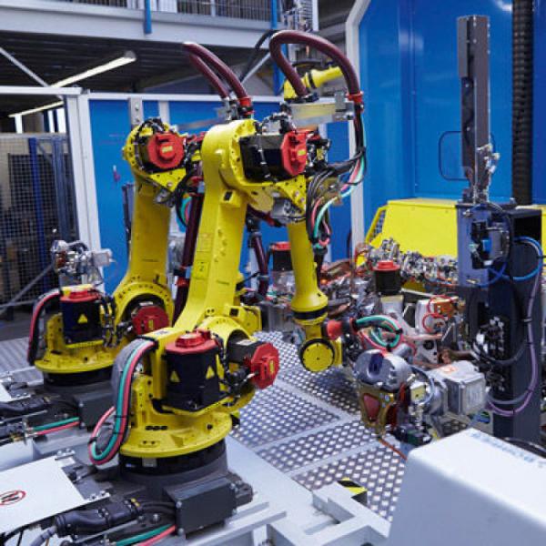 Quality Mig Welding Machine Universal Robot Arm R-2000iC 6 Axis for sale