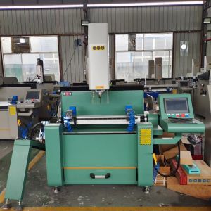 Quality Length 800mm CNC Drilling Milling Machine Aluminium Copy Router Machine for sale
