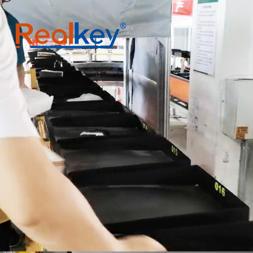Quality Smart Tilt Tray Sorter Modular With Automatic Identification Precision Meets for sale