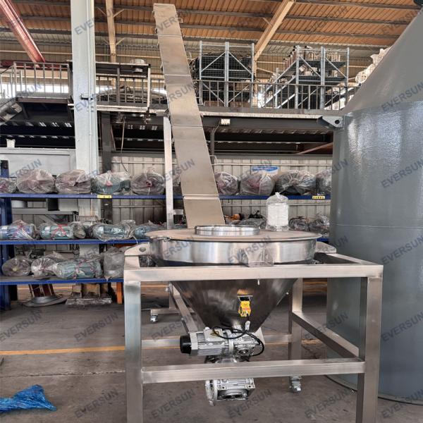Quality Stainless Steel Powder Lifting Machine Single Bucket Particle Spiral Conveyor for sale