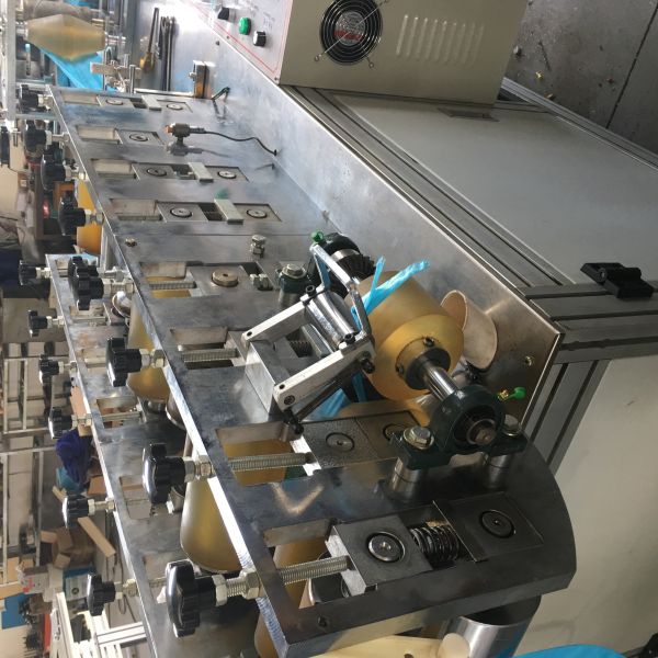 Quality 170pcs/Min Plastic Medical Disposable Head Cap Making Machine for sale