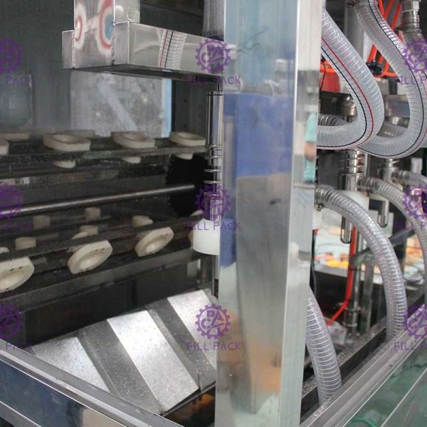 Quality 18.9 Liter Plastic Bottle 600BPH Gallon Filling Line for sale