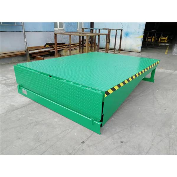 Quality Hydraulic Dock Ramp, Loading Dock Equipment , Hydraulic Dock Leveler Anti Skid Checkered Plate Platform for sale