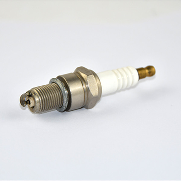 Quality Bosch 7315 CHAMPION RN79 DENSO Brush Cutter Spark Plugs for sale