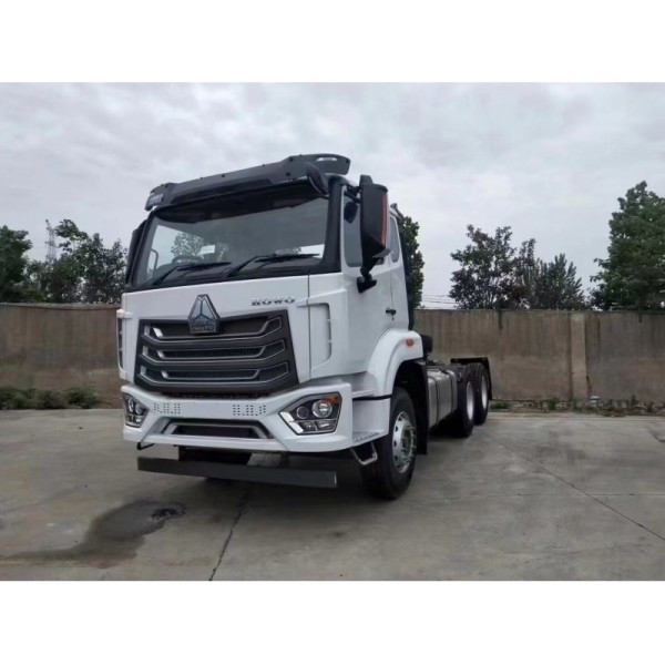 Quality HOHAN Tractor Truck 6×4 RHD 400 HP New HOWO for sale