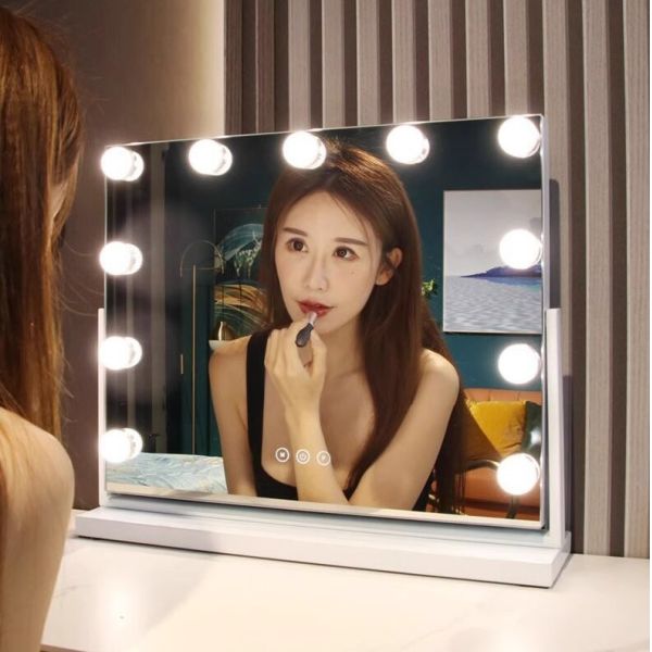Quality Portable Magnifying Hollywood Makeup Mirror For Vanity Table Custom for sale
