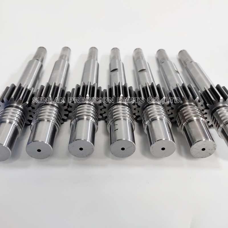 Precision threaded core component for injection molds