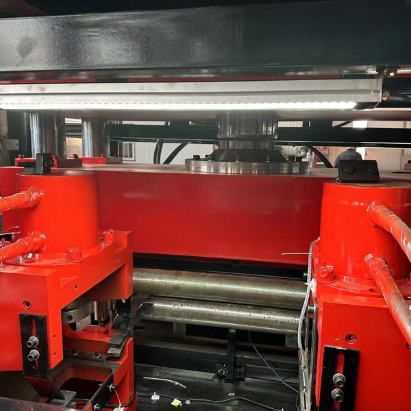 Quality Accuracy Cable Tray Forming Machine 22kw 0.5-2mm Thickness Servo Driven for sale