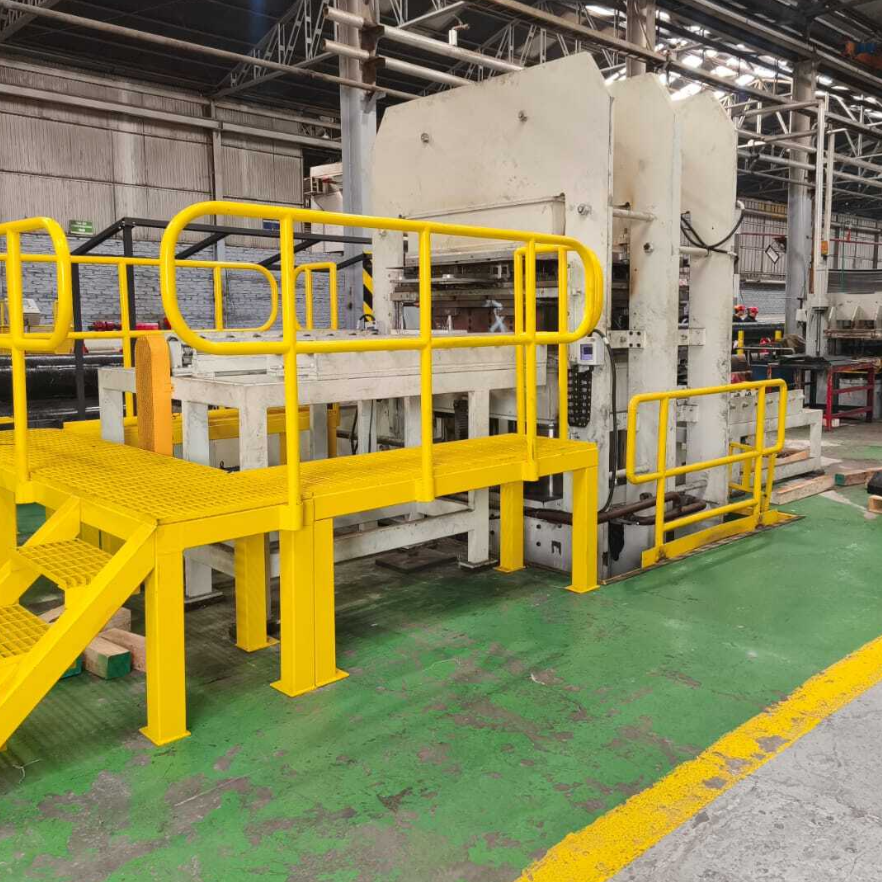 Quality Automatic Rubber Vulcanizing Press Machine For Production Rubber Backed Ceramic for sale