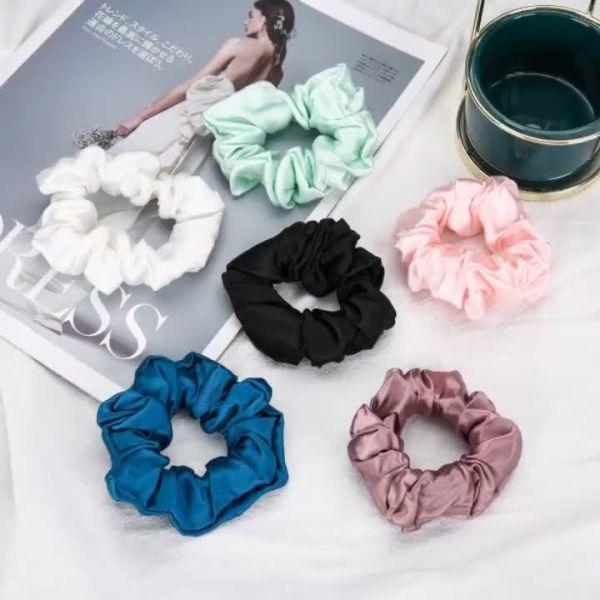 Quality Custom 22mm Mulberry Silk Scrunchies 0.03kg Elastic Hair Bands for sale