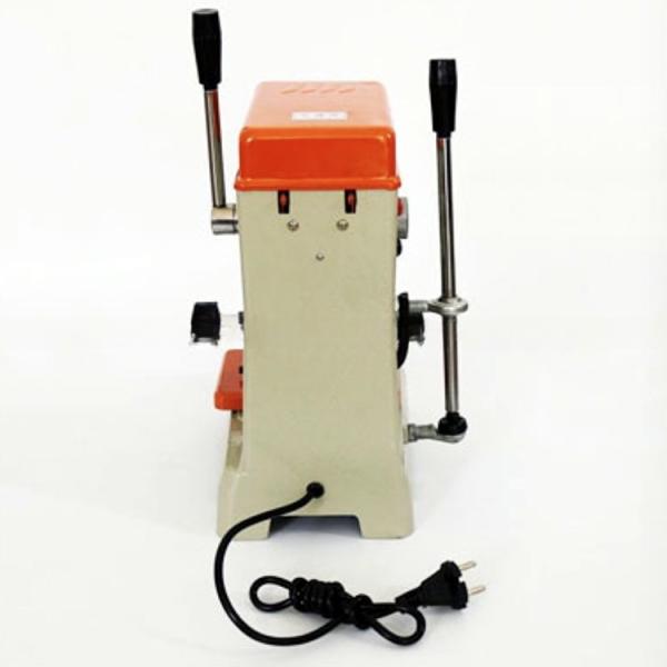 Quality 110/220V Key Cutting Machine with Steel Key Duplication Solution Provider for sale
