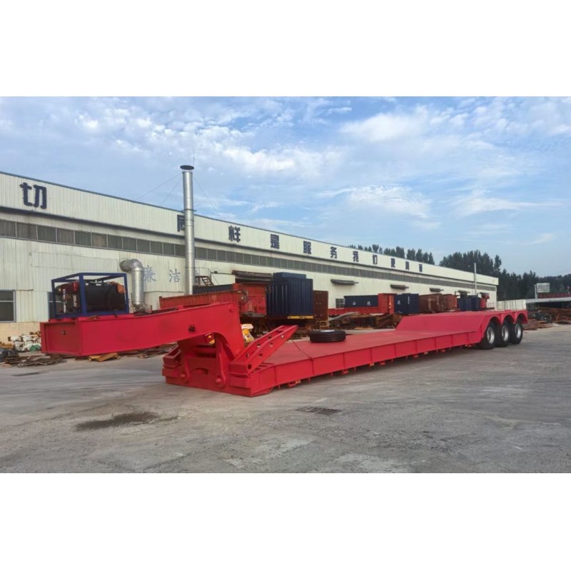 Detailed view of trailer kingpin and connection mechanism