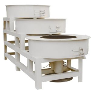 Quality YQXJ Ball Shape Cow Dung Organic Fertilizer Making Machine 1.2T/H for sale