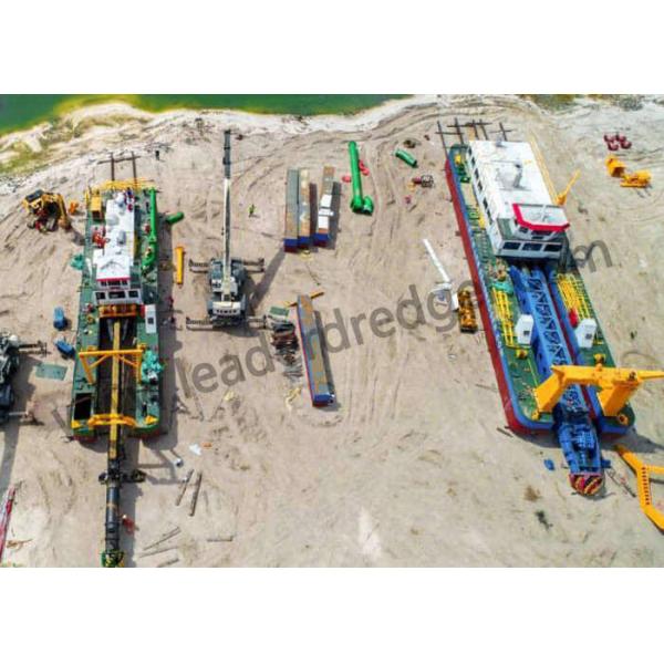 Quality Professional Channel Dredging Equipment Dual Pump Dual Engine Design for sale