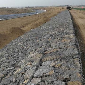 Quality Galvanized hexagonal wire netting Iron wire mesh for sale