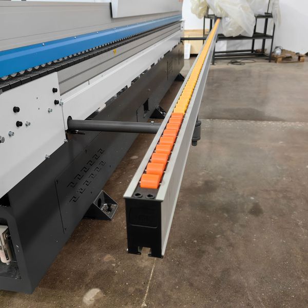 Quality Automatic Edge Banding Machine PM50D for Woodworking Machinery and MDF Board at for sale