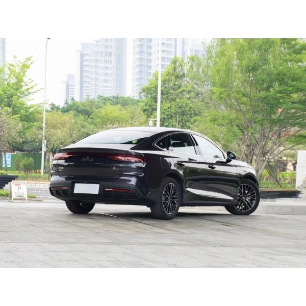 Quality Tires 225/50 R18 Customizable Byd Qinl 2024model Dm-I 120km Excellence Version for sale