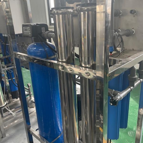 Quality 500L / Hour Mineral Water RO System With Reverse Osmosis Technology for sale