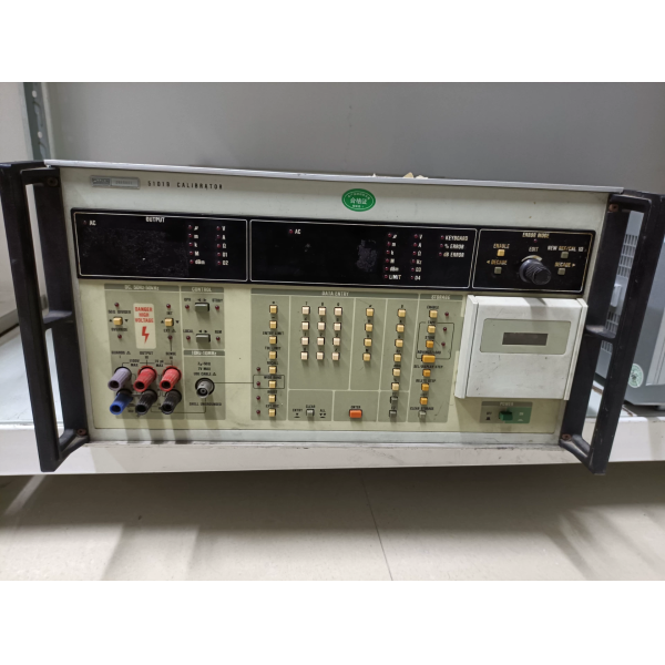 Quality Fluke 5101B 1100 V / 2 A Multifunction Calibrator With 0.005% DC Accuracy for sale