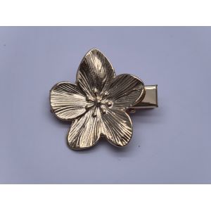 china Lightweight and Charming Metal Hair Clip Elegant and Durable for Daily Wear
