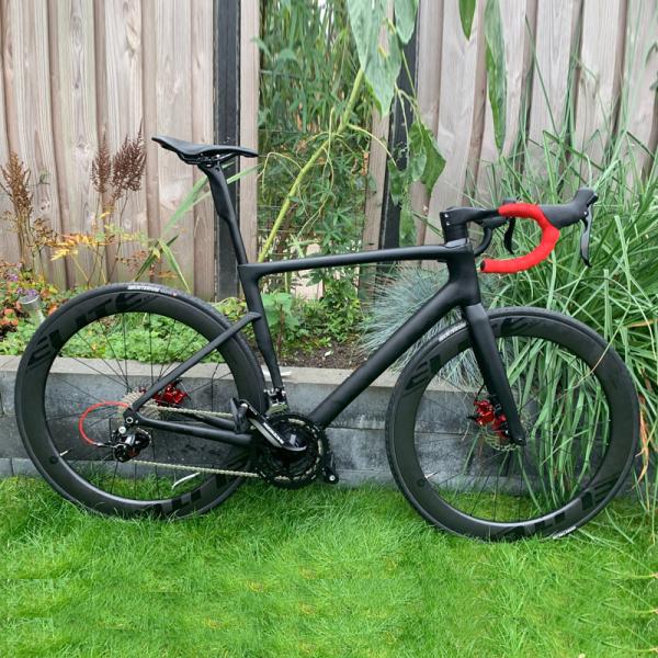 Quality 700C Fully Hidden Cable Road Bikes Full Carbon Fiber for sale