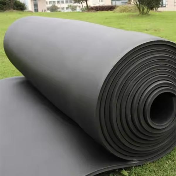 Quality Dirt Resistant Gym Rubber Flooring Rolls 3mm - 12mm Anti Slip Floor Mat Roll for sale