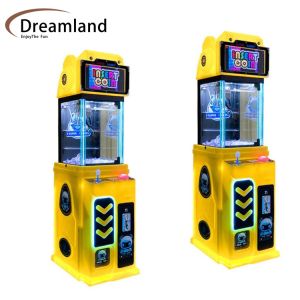 Quality 55*42*160cm Claw Game Machine for Amusement Game Center Fun and Exciting 220V for sale
