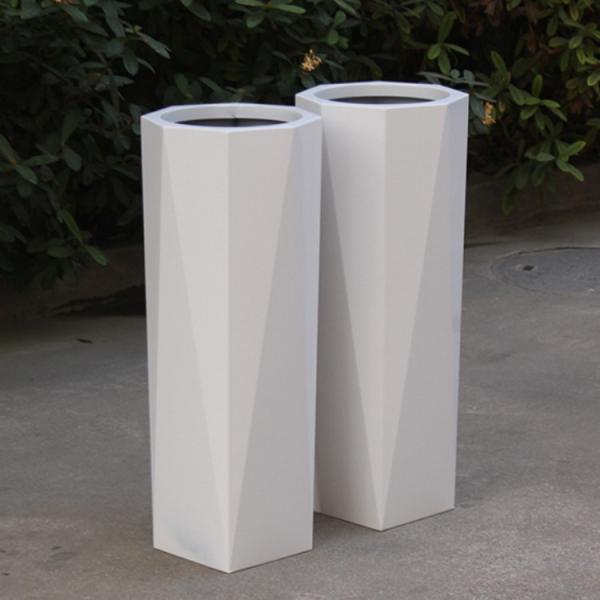 Quality Unbreakable Metal Flower Planter Floor Standing White Galvanized Planter for sale