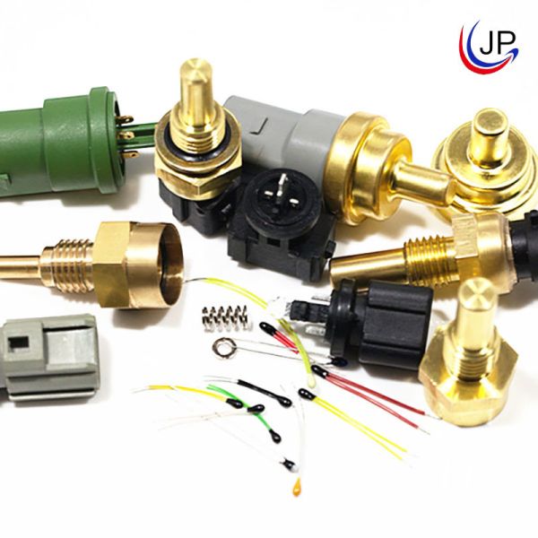 Quality Automotive B25/85 NTC Water Temperature Sensor , R25 Oil Temperature Sensor for sale
