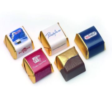 Quality PLC Servo Touch Screen Controlled Tablet Wrapping Machine for Chocolate for sale