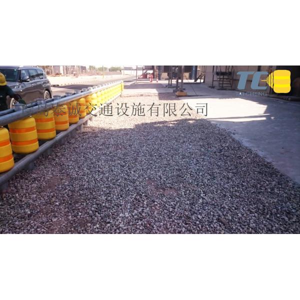 Quality Road Traffic Highway Guardrail Safety Roller Barrier Road safety for sale