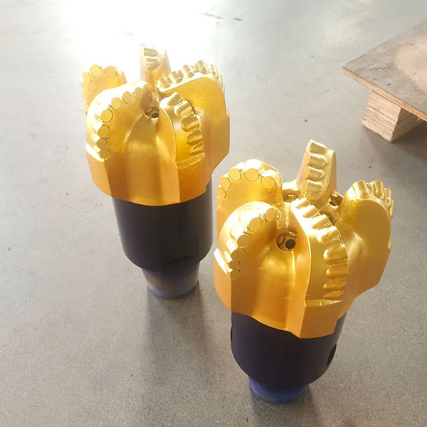 Quality Hard Rock 8 Inch 5 Blade Matrix Body PDC Drill Bit Of Oil Rig Drill Bit for sale