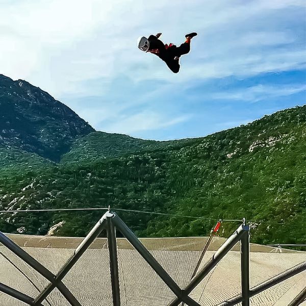Quality Indoor and Outdoor Recreational Wind Tunnel for Multiple People Skydiving for sale