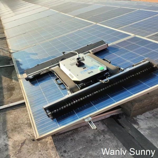 Quality Electric Solar Panel Cleaning Robot Anti-Falling Control and Maintenance Solution for sale