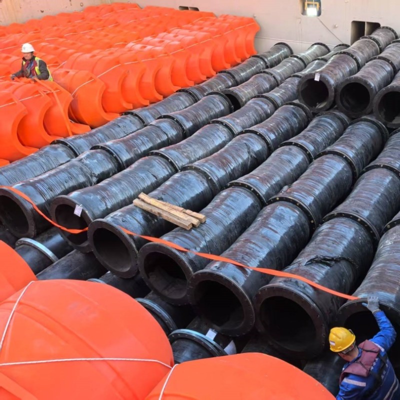 Pipeline and floater system for dredger